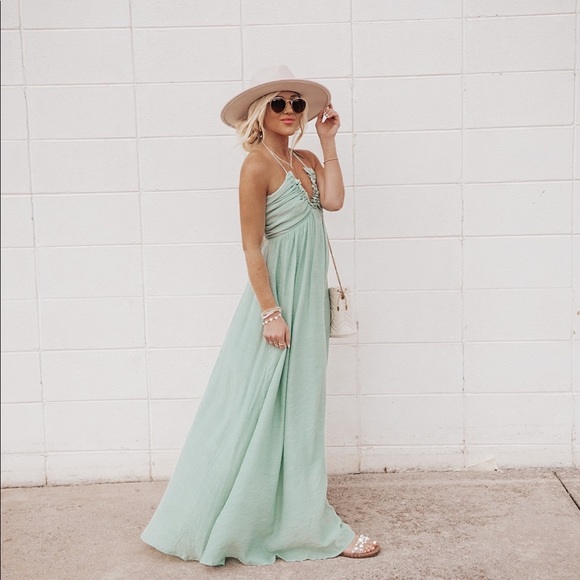 entro | Dresses | Sage Green Flowy Maxi Dress | Poshmark